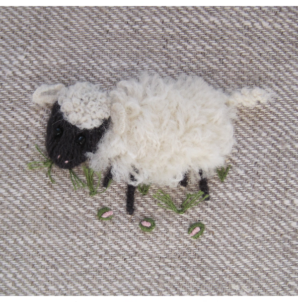 Embroidery & Cross Stitch │ Patchwork Garden